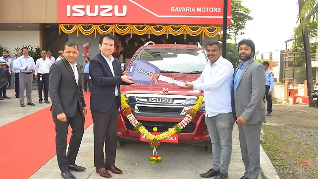 Isuzu India inaugurates new showroom in Pune - CarWale