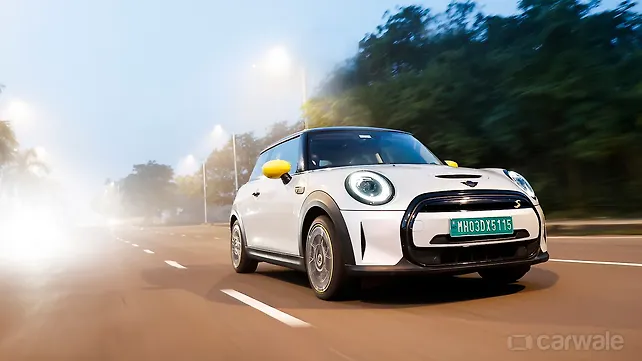 Mini Cooper SE Price - Images, Colours & Reviews - CarWale