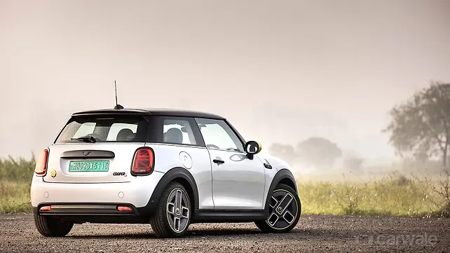 Mini Cooper SE — First Drive Review - CarWale