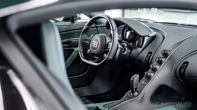 Bugatti Chiron surpasses the 400 units production milestone - CarWale