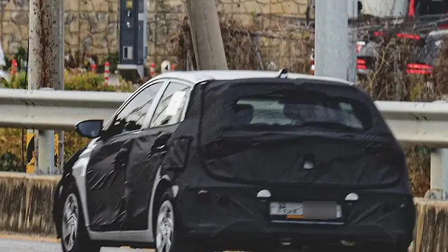 Weekly news round-up: Hyundai i20 facelift spotted testing, new Honda ...