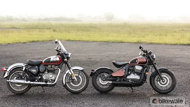 Jawa 42 Bobber vs Royal Enfield Classic 350: Comparison Test Review ...