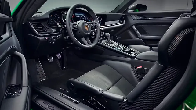 New Porsche 911 Carrera T revealed with seven-speed manual stick - CarWale