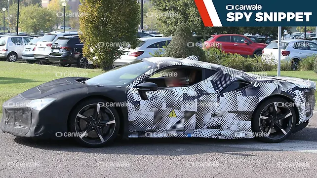 Ferrari SF90 Versione Speciale spotted with production body - CarWale