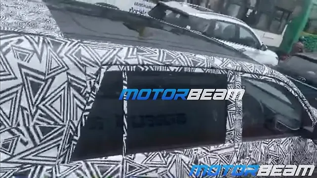Toyota Innova Hycross interiors spied, gets a panoramic sunroof - CarWale
