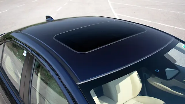 Honda City Price - Images, Colours & Reviews - CarWale