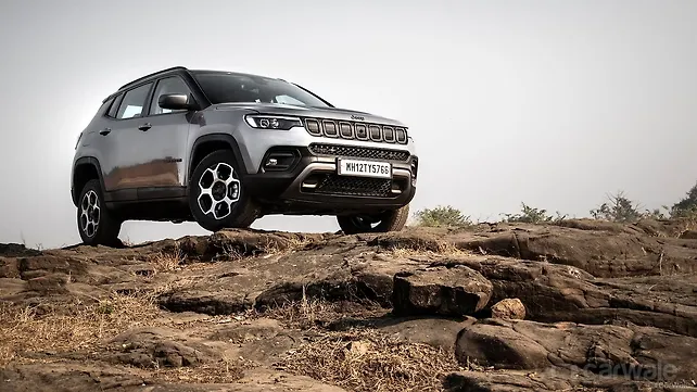 Jeep Compass prices revised by up to Rs 1.20 lakh - CarWale
