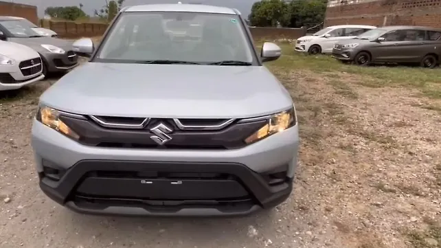 Maruti Brezza CNG spied; expected to be launched soon - CarWale