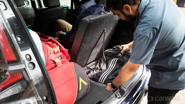 Living With The Maruti XL6 - CarWale