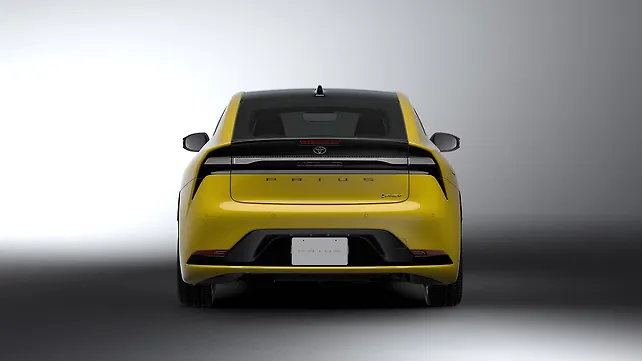 New-gen Toyota Prius unveiled - CarWale