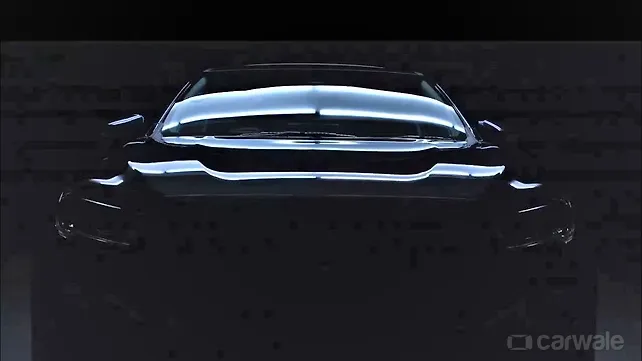 Toyota Innova Hycross official video teaser out; reveals new details ...