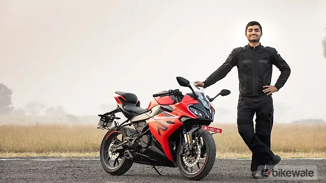 Keeway K300 R Price, Images & Used K300 R Bikes - BikeWale