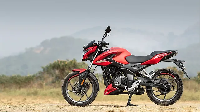 Bajaj Pulsar P150 360 view - BikeWale