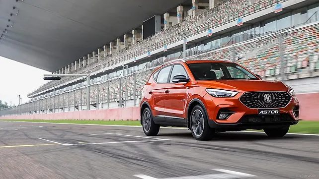 MG Astor Sharp variant now gets Sangria Red interior - CarWale