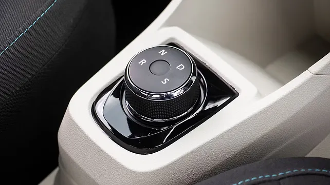 2022 टाटा टिगोर ईवी को 12.49 लाख रुपए की शुरुआती क़ीमत पर किया गया ...