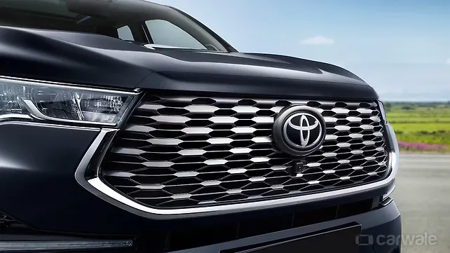 Toyota Innova Hycross showcased: Now in pictures - CarWale