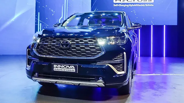 Toyota Innova HyCross – Top 5 exterior highlights - CarWale