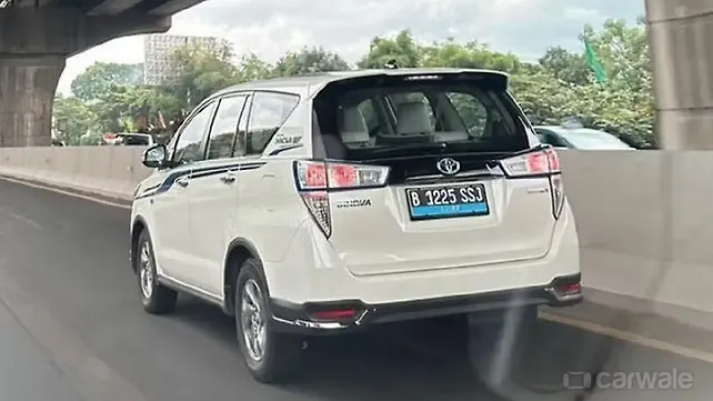 Toyota Innova Crysta EV spied testing for the first time - CarWale