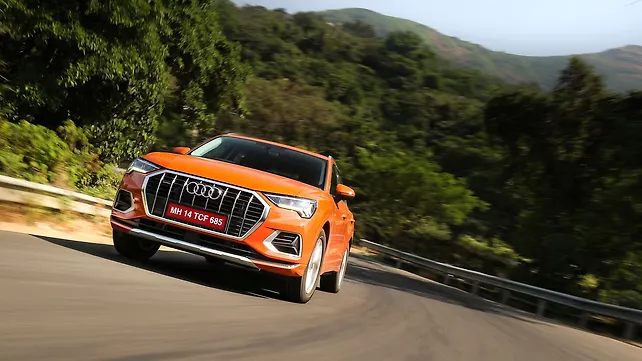 Audi Q3 40 TFSI Technology Driven: Now in pictures - CarWale
