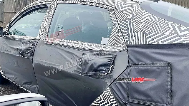 हुंडई वर्ना के इंटीरियर की नई जानकारी का हुआ ख़ुलासा - CarWale