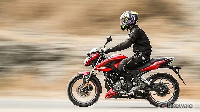 Bajaj Pulsar P150 Price - Mileage, Images, Colours | BikeWale