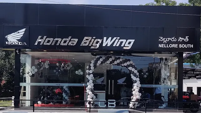 Honda inaugurates new Big Wing showroom in Andhra Pradesh - BikeWale