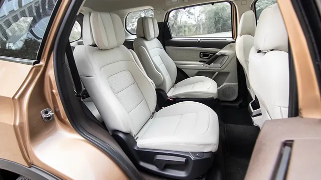 Tata Safari Price - Images, Colours & Reviews - CarWale