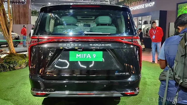 MG MIFA 9 showcased at Auto Expo 2023 - CarWale