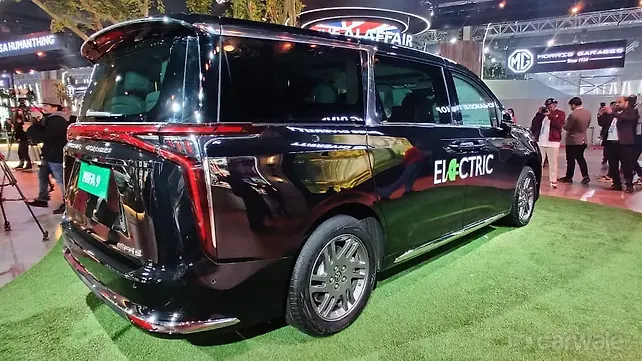 MG MIFA 9 showcased at Auto Expo 2023 - CarWale