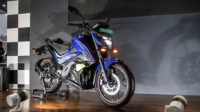 Ampere Magnus EX Right Side View Image - BikeWale