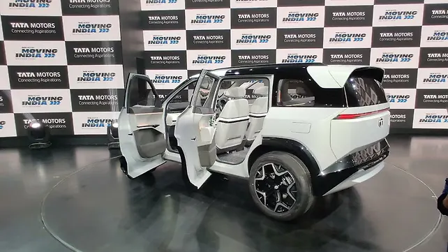 Tata Sierra EV concept makes a comeback at the Auto Expo 2023 | CarTrade
