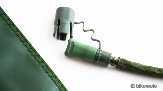 Carbonado Y 07 Hydration Pac Review: Introduction - BikeWale