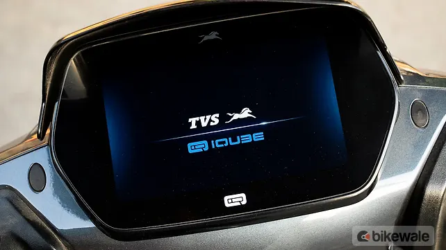TVS iQube 360 view - BikeWale