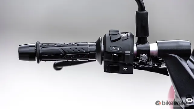 Bajaj Pulsar P150: Road Test Review - BikeWale