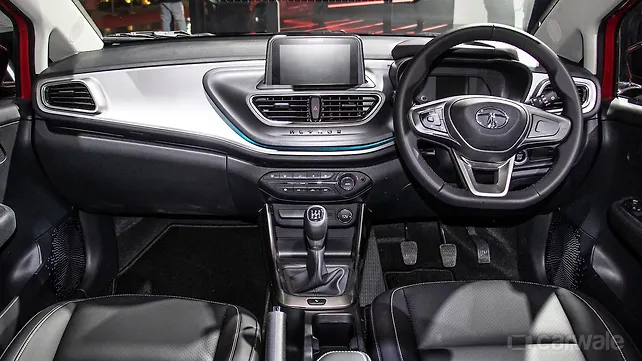 Tata Altroz CNG showcased: Now in pictures - CarWale