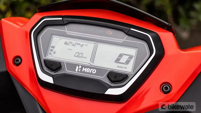Hero Xoom Price - Mileage, Images, Colours | BikeWale
