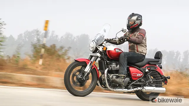 Royal Enfield Super Meteor 650: Road Test Review - BikeWale