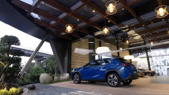 Lexus India opens new customer experience centre in Kochi - CarWale