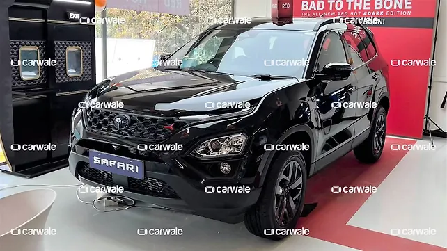 Tata Safari Red Dark edition arrives at dealerships across India - CarWale