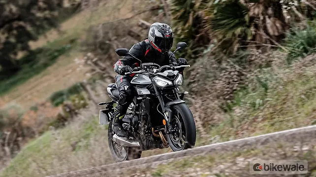 2023 Triumph Street Triple R: First Ride Review - BikeWale
