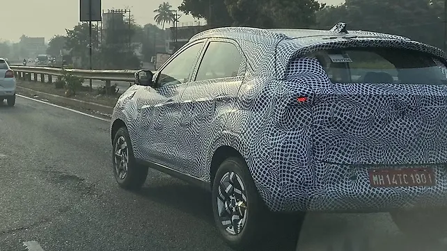 Tata Nexon facelift continues testing; new features leaked - CarWale