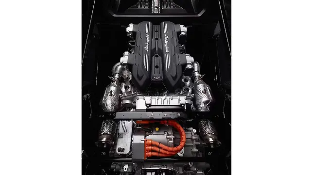 Lamborghini Aventador successor to produce 1,000+bhp; unveil soon - CarWale