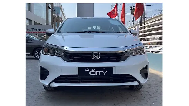 2023 Honda City base variant spotted at a dealership - CarWale