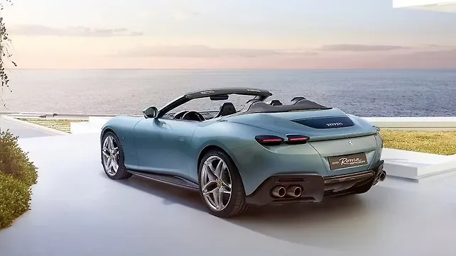 Ferrari Roma Spider convertible unveiled with 612bhp - CarWale