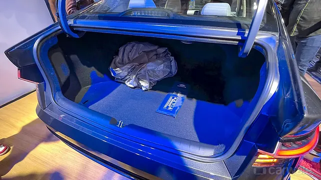 2023 Hyundai Verna First Look - CarWale