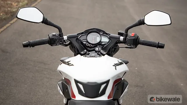 2023 Bajaj Pulsar NS200: First Ride Review - BikeWale