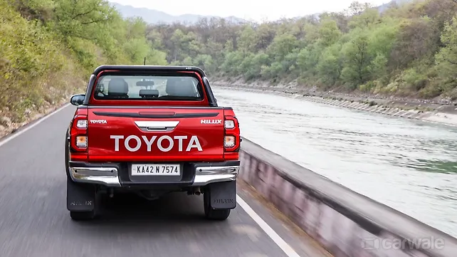 Toyota Hilux driven — Now in Pictures - CarWale
