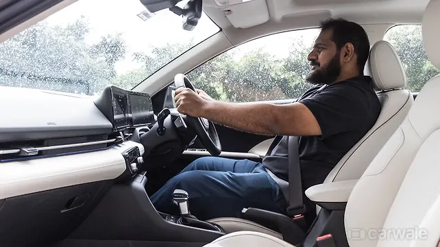 Hyundai Verna 1.5 Petrol IVT Automatic First Drive Review - CarWale