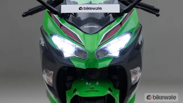2023 Kawasaki Ninja 400: Roadtest Review - BikeWale
