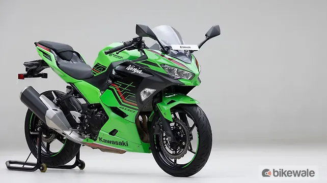 Kawasaki Ninja 400 360 view - BikeWale